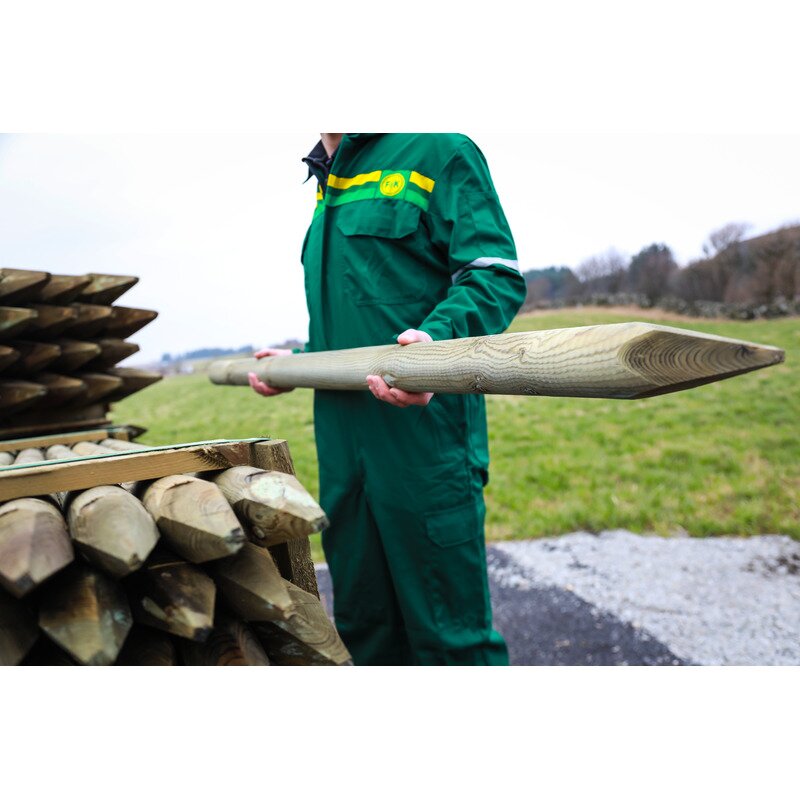 Gjerdestolpe Ø 8 cm - impregnert furu | BondeKompaniet