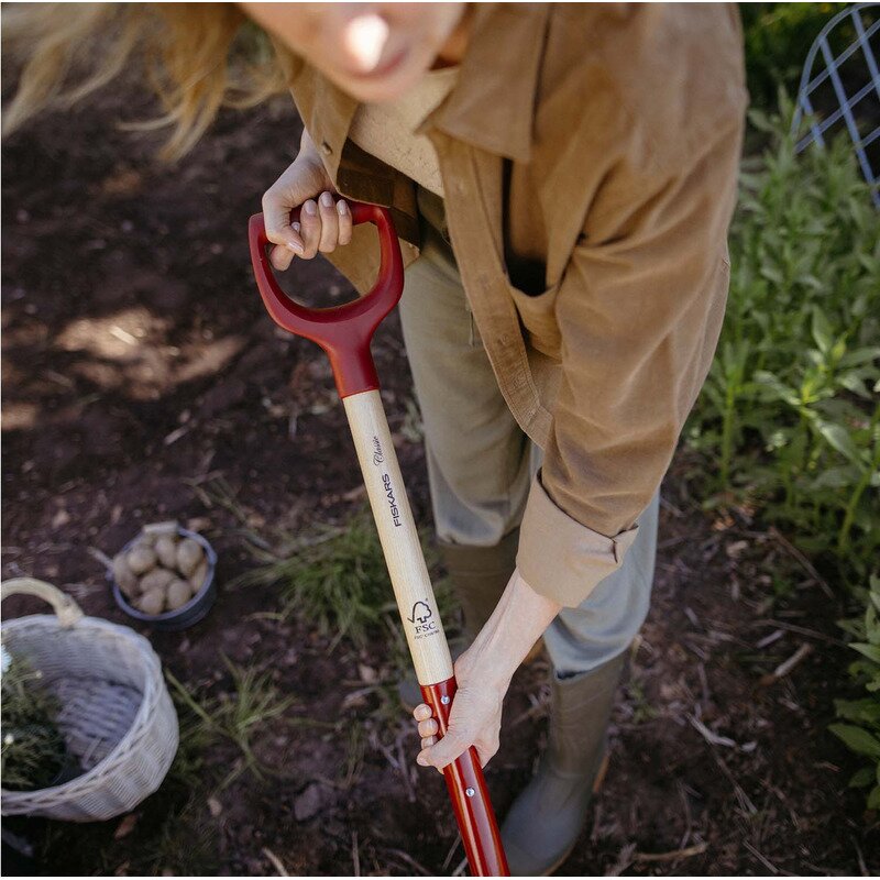 FISKARS Classic spade rett | BondeKompaniet