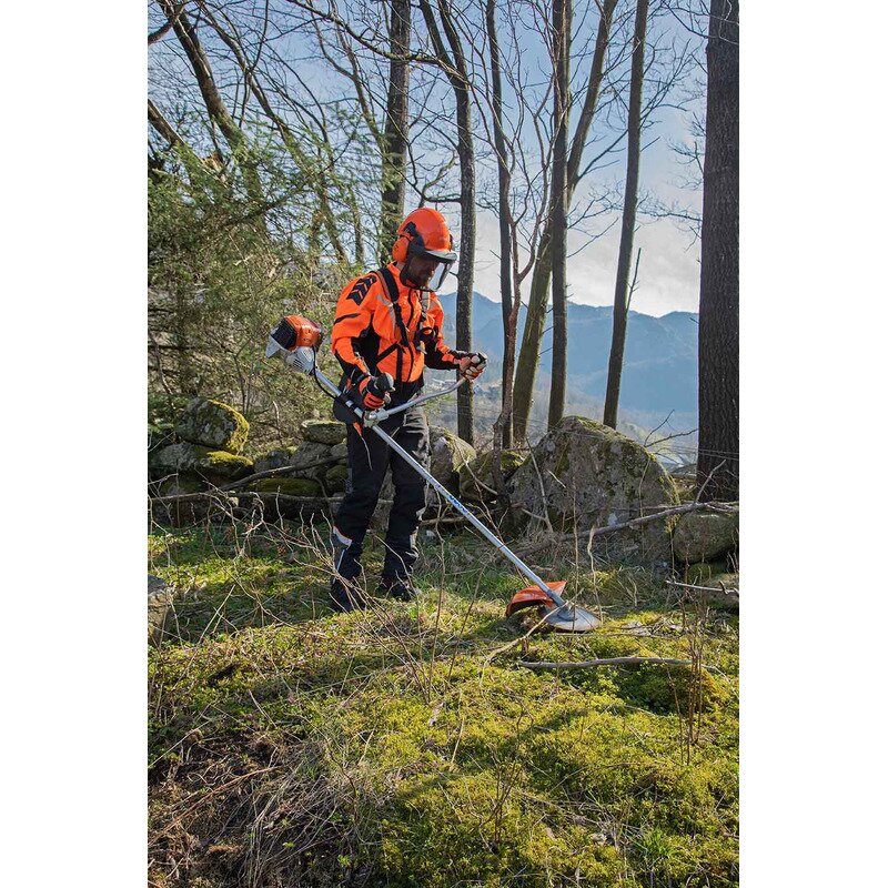 STIHL Gress og ryddesag bensin FS 131 | BondeKompaniet