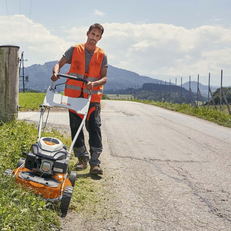 STIHL Biogressklipper bensin RM 4 RTP | BondeKompaniet