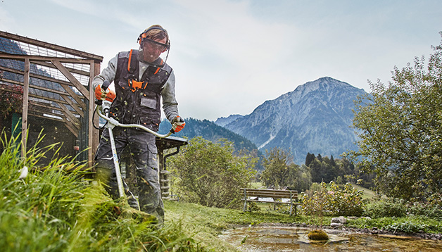 STIHL Gress og ryddesag bensin FS 131 | BondeKompaniet