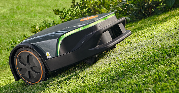 STIHL iMOW 5 EVO robotgressklipper - opptil 1500 m2 | BondeKompaniet